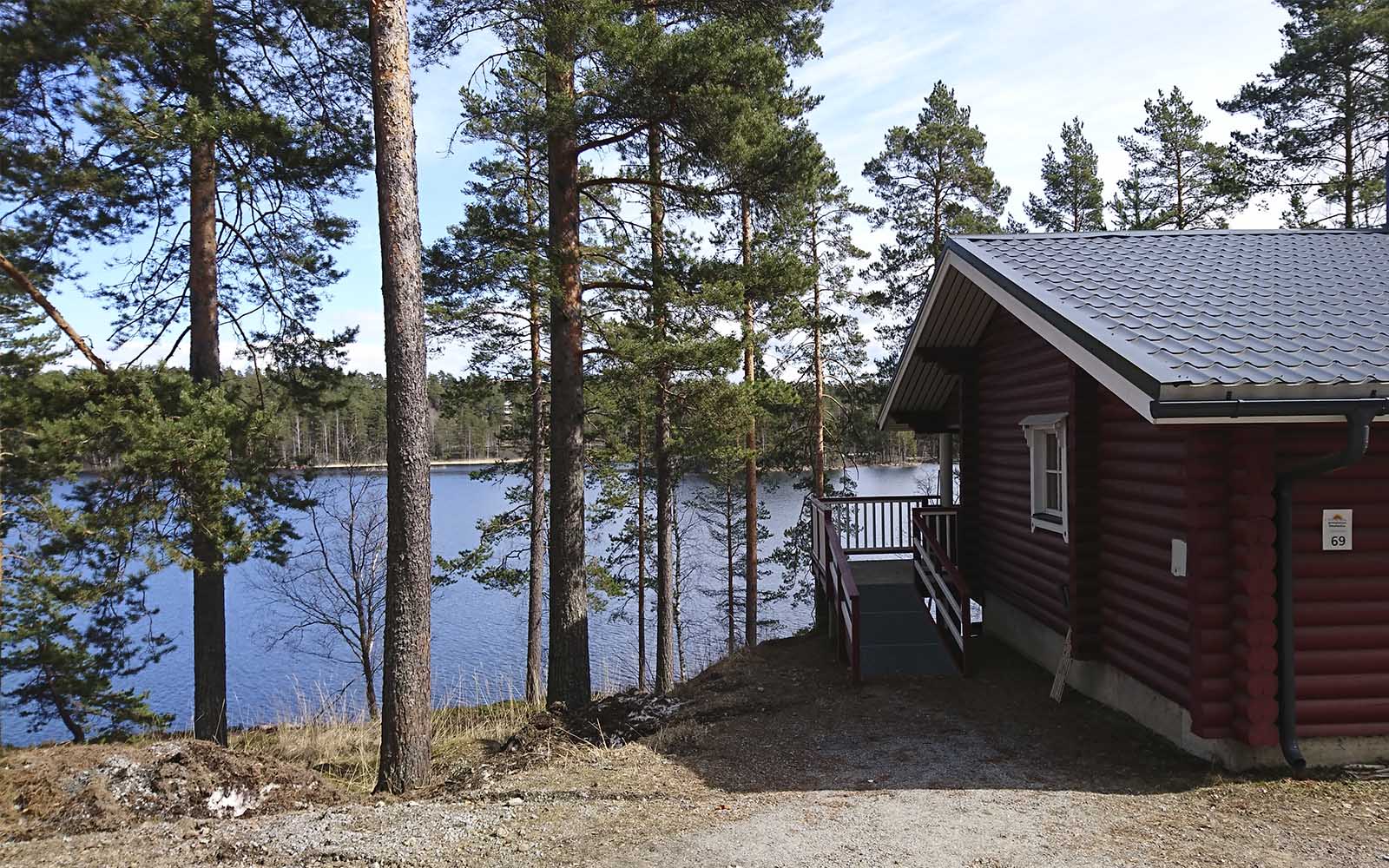 Esteettömyys | Harjun Portti